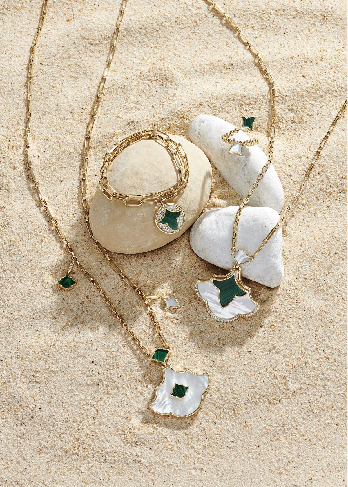 What Jewelry Can You Wear in the Pool & Ocean
